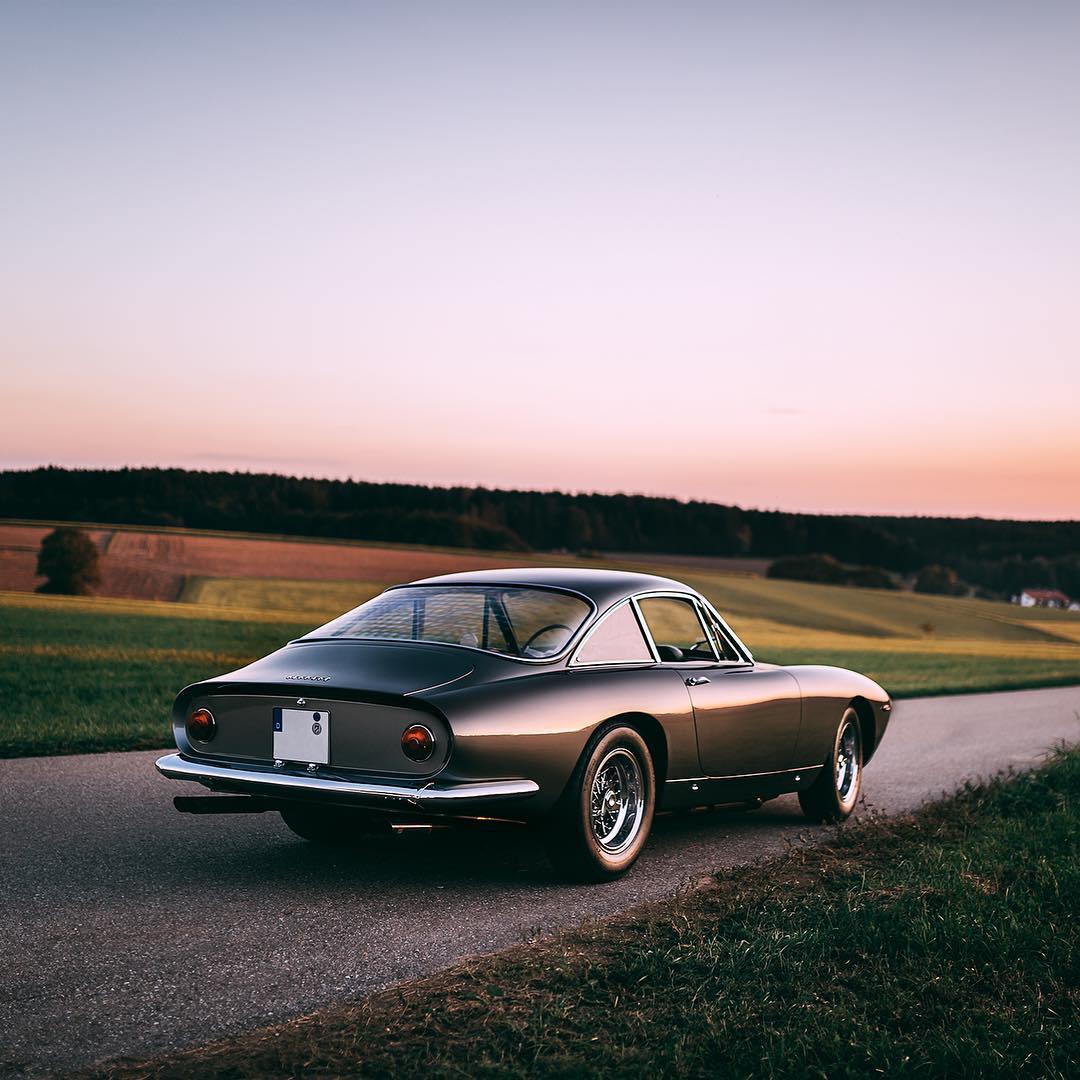 Duitse autofotograaf Stephan Bauer heeft een droombaan!