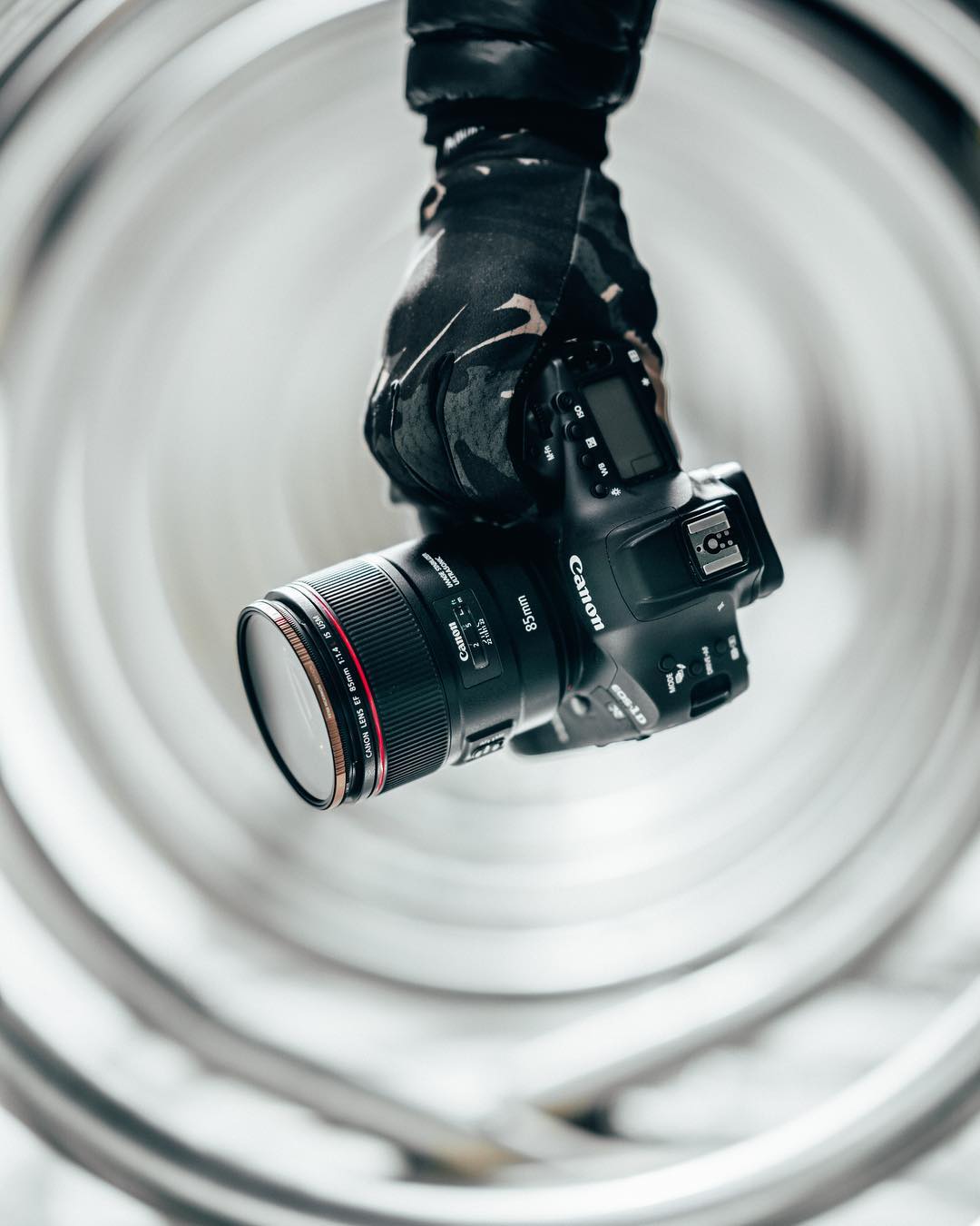 Fotograaf Peter McKinnon reist de wereld over voor het perfecte shot ...