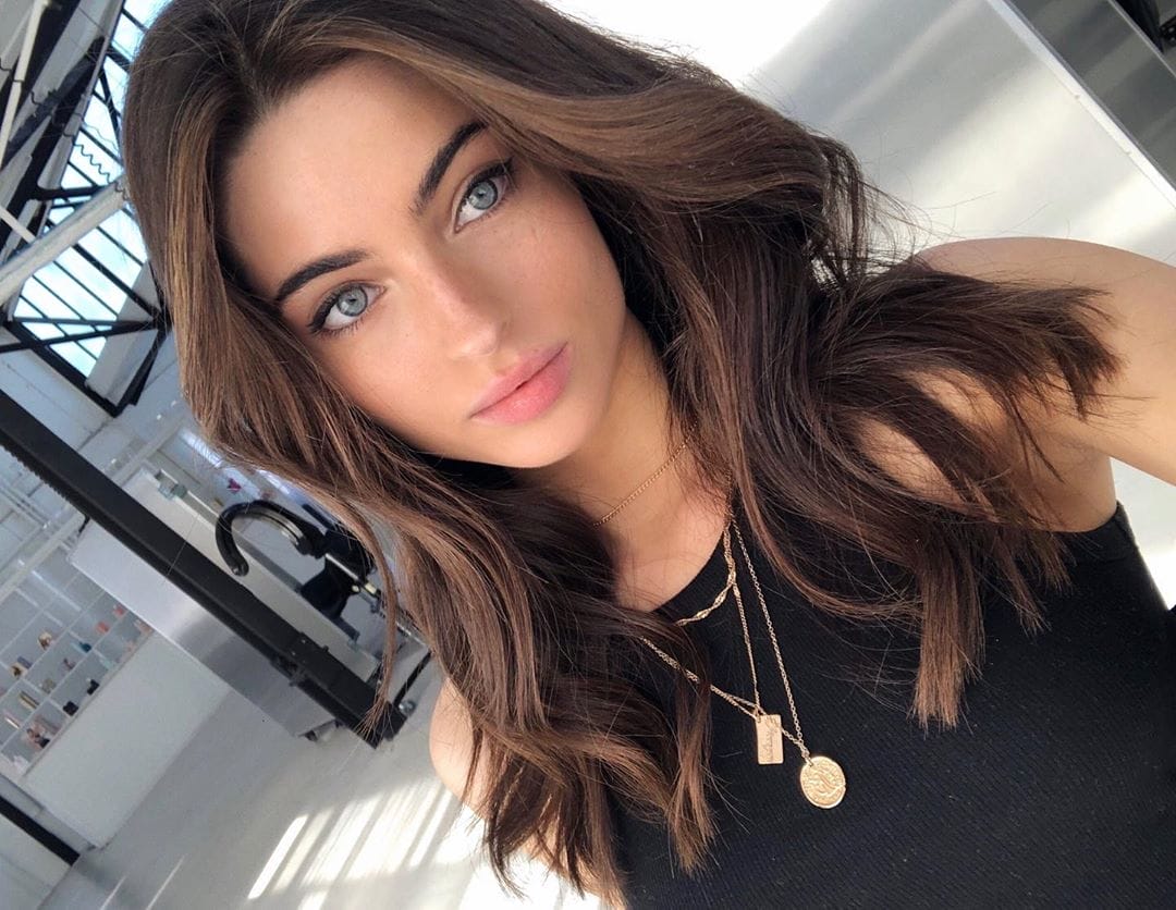 Is Renée Murden een picture perfect model of toch een alien from outer ...