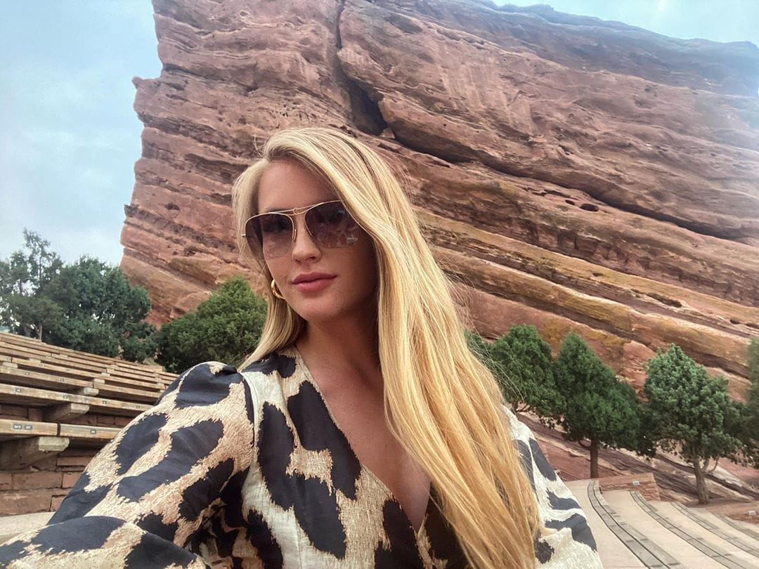 Annika Backes is de knappe en vooral jonge verloofde van Tiësto!