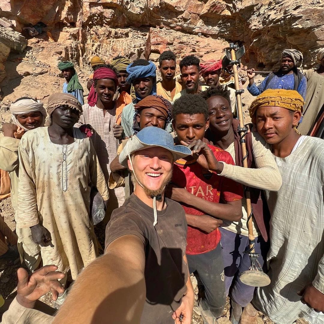 Tim Schuijt reist helemaal in z'n eentje van Nederland naar ...